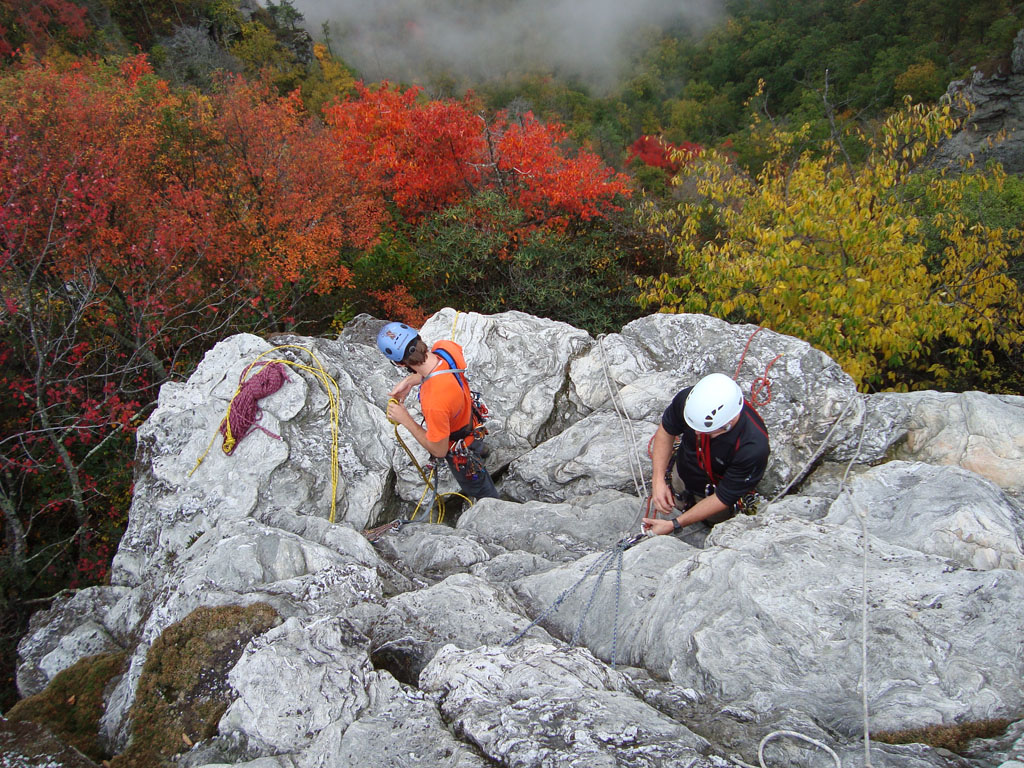 Rock Climbing Anchoring | Anchoring Technique Instruction | Rock Dimensions